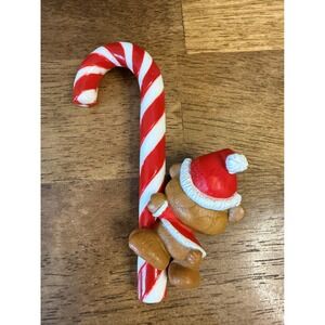 Hallmark | Accents | Vintage 98 Hallmark A Christmas Treat Ornament ...